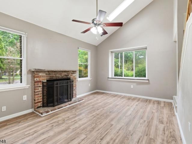 38 Cherrywood Dr