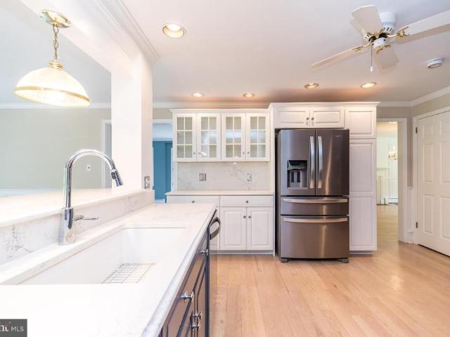 38 Chestnut Valley Drive