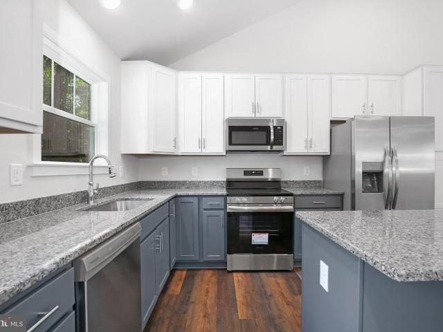 38 Circle Ln, Colonial Beach, VA 22443 | MLS #VAWE2009 | Compass