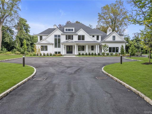 38 Cow Neck Rd, Sands Point, NY 11050 | MLS #983316 | Compass