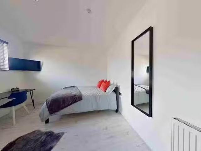 38 Cranborne Road 6 Beds 6 Baths