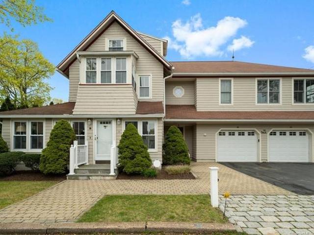 38 Crescent Bluff Ave, Branford, CT 06405