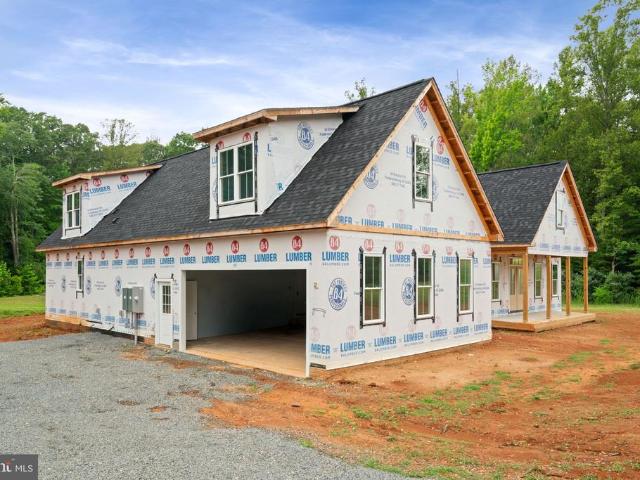 38 Dahlia Lane