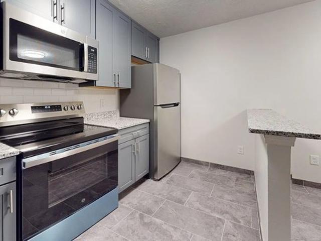38 Dean St, Norwood, MA 02062