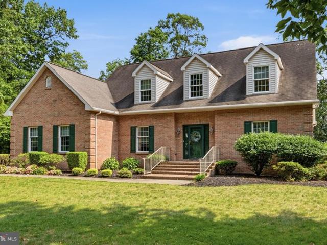 38 Deer Haven Dr, Mullica Hill, NJ 08062