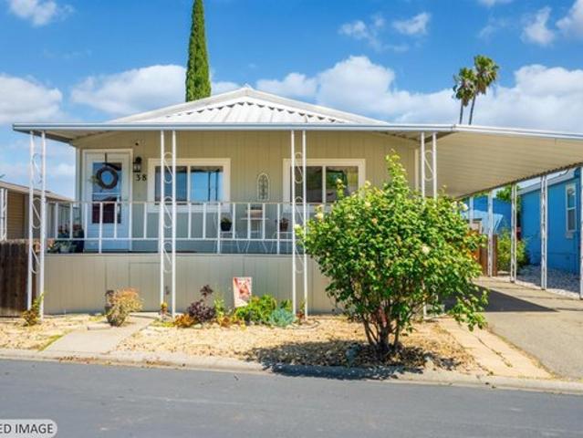 38 Del Rey Dr, Vacaville, CA 95687