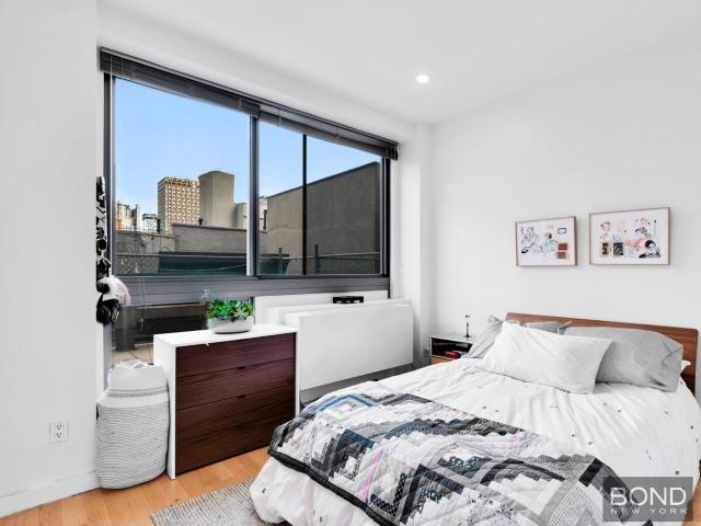 38 Delancey Street 4A