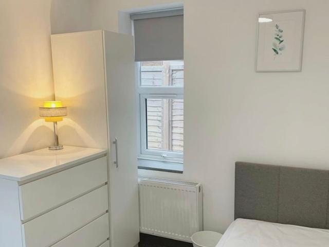 38 Desborough Park Road, High Wycombe HP12, Room to rent, £650 pcm | PrimeLocation