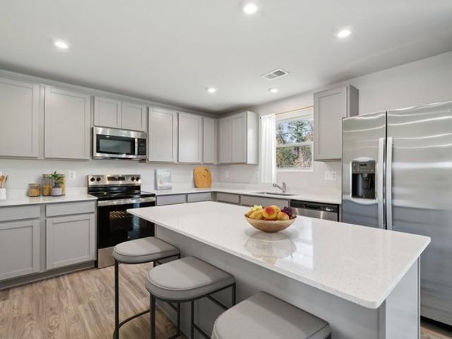 38 Diana Ct, Charlottesville, VA 22902