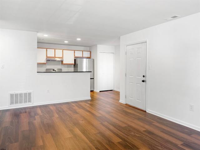 38 Driftwood Ct