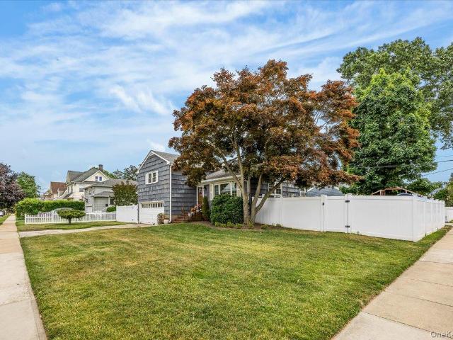 38 Driscoll Avenue