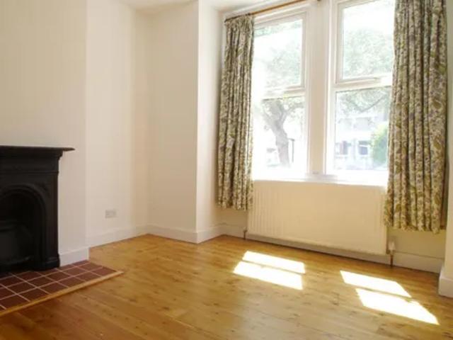 38 Durban Road, London, SE27 9RP, United Kingdom | 2 bed house for rent #168101490 | Rentberry