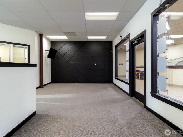 38 E Main Street # 209