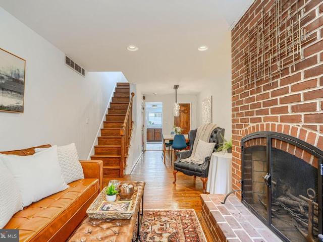 38 E Hamburg Street