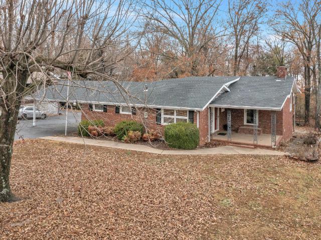 38 Elmhurst Lane