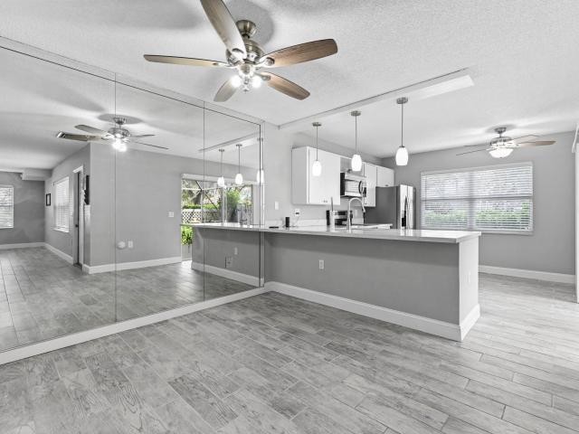 38 Essex Ct, Unit A, Royal Palm Beach, FL 33411 | MLS #R11135 | Compass