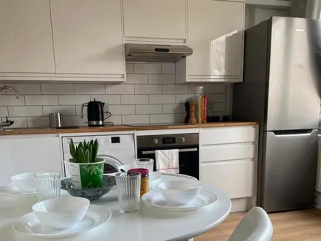 38 Evenwood Close, London, SW15 2DA, United Kingdom | 4 bed apartment for rent #136266164 | Rentberry