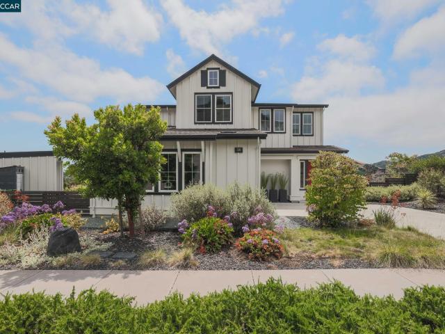 38 Fiddleneck Way