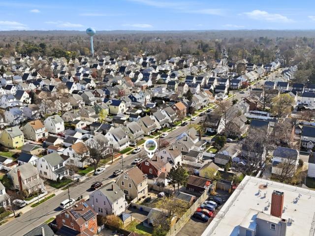38 Fordham St, Williston Park, NY 11596 | MLS #984242 | Compass
