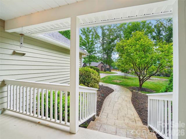 38 Forest Knoll Drive