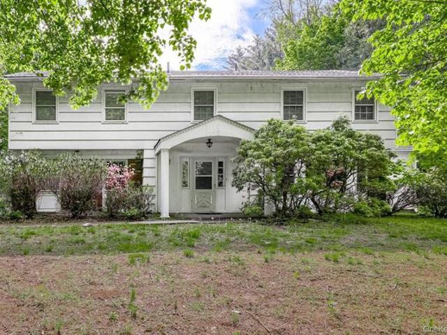 38 Forshay Rd, Monsey, NY 10952