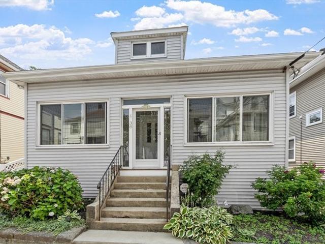 38 Floyd St, Everett, CA 92149