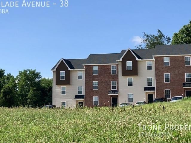 38 Glade Avenue