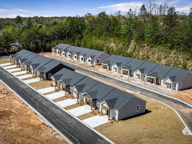38 Grove Loop, Blue Ridge, GA 30513 | MLS #415522