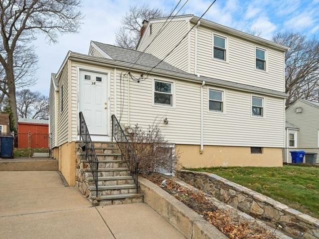 38 Grassmere Rd, Hyde Park, MA 02136