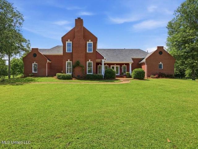 38 Greystone Dr, Madison, MS 39110