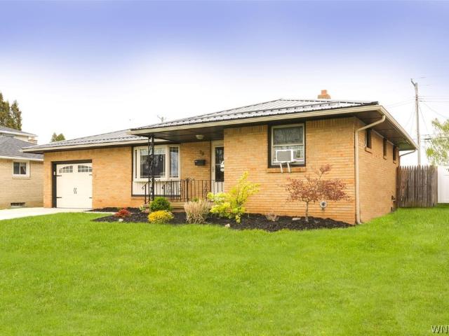 38 Greenway Boulevard