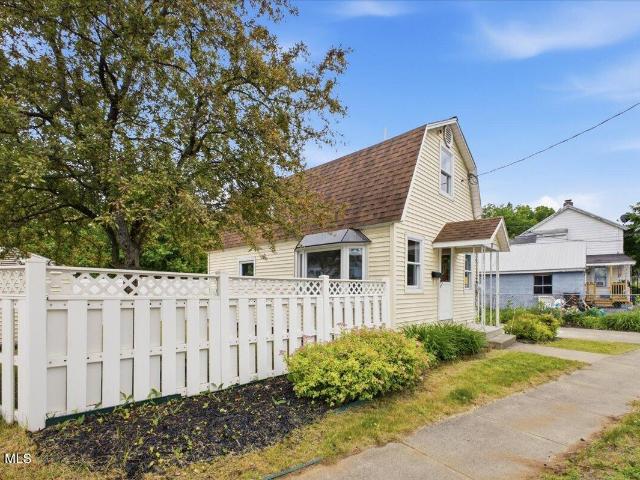 38 Harrison Avenue