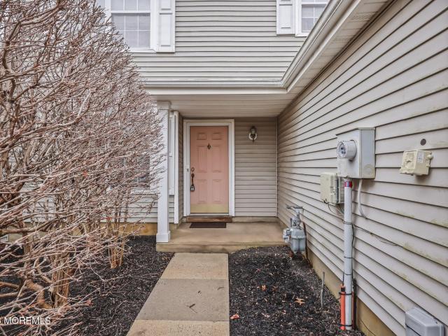 38 Hemlock Way
