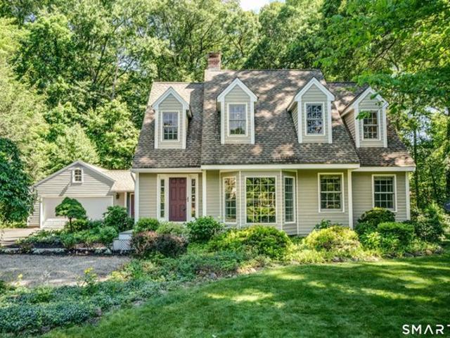 38 Hickory Hill Rd, Simsbury, CT 06070