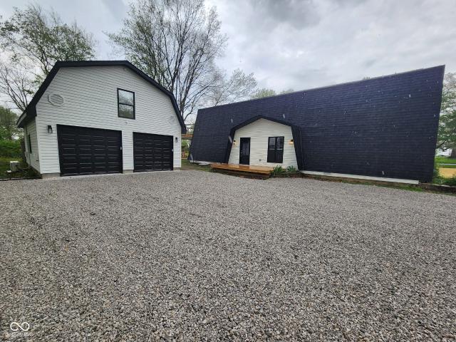 38 Homestead Dr, Sheridan, IN 46069 | MLS #22082 | Compass