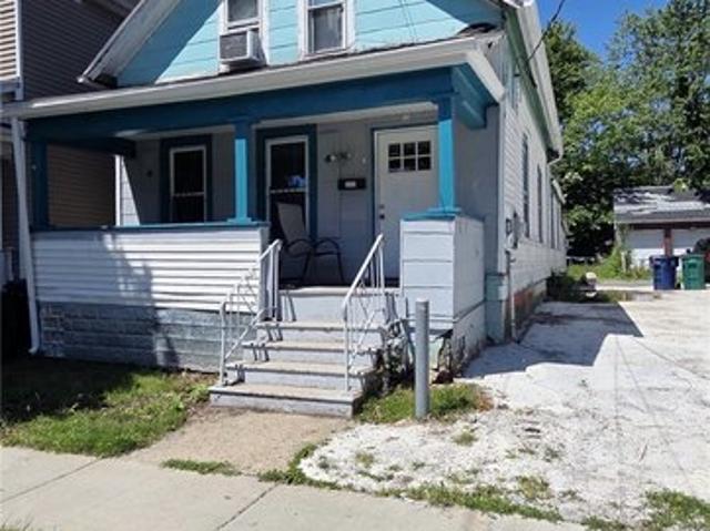 38 Johnson St, Buffalo, NY 14212