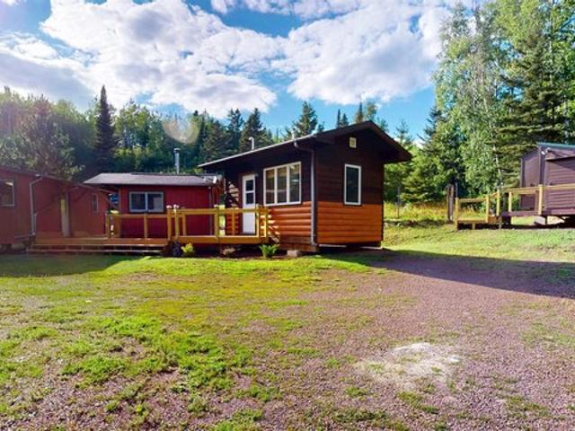 38 Kelly Rdg, Grand Marais, MN 55604