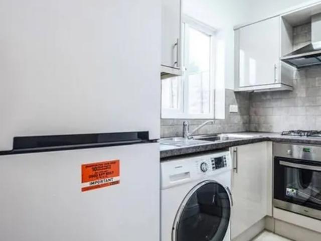 38 Khartoum Road, London, SW17 0JA, United Kingdom | 3 bed house for rent #137835814 | Rentberry
