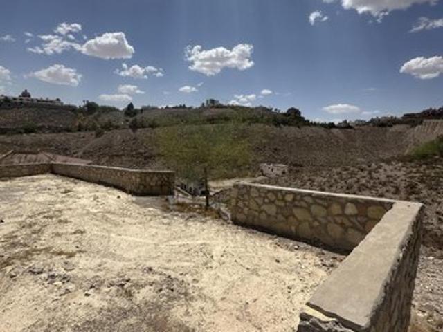 38 Kingery Dr, El Paso, TX 79902