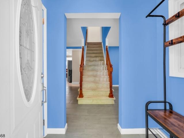 38 Kierstead Ave