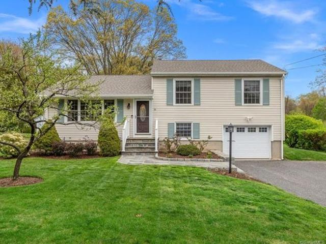 38 Larson Rd, New Milford, CT 06776
