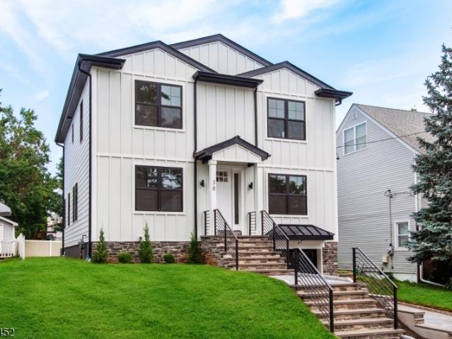 38 Lehigh Ave