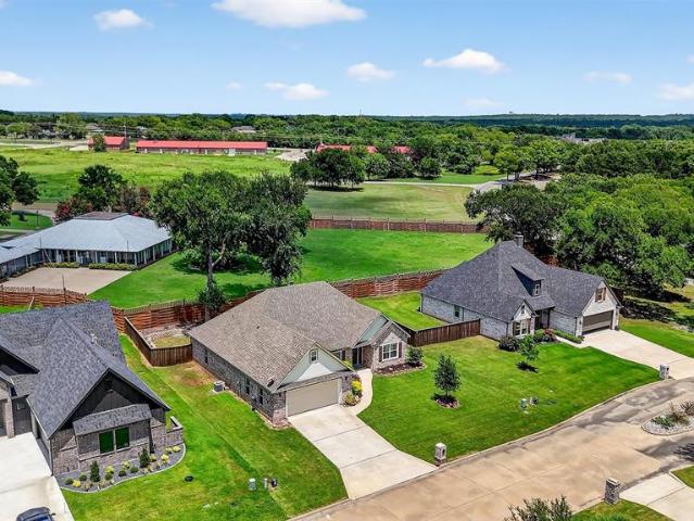 38 Lone Oak Boulevard