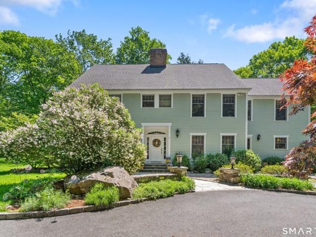 38 Lords Hwy E, Weston, CT 06883