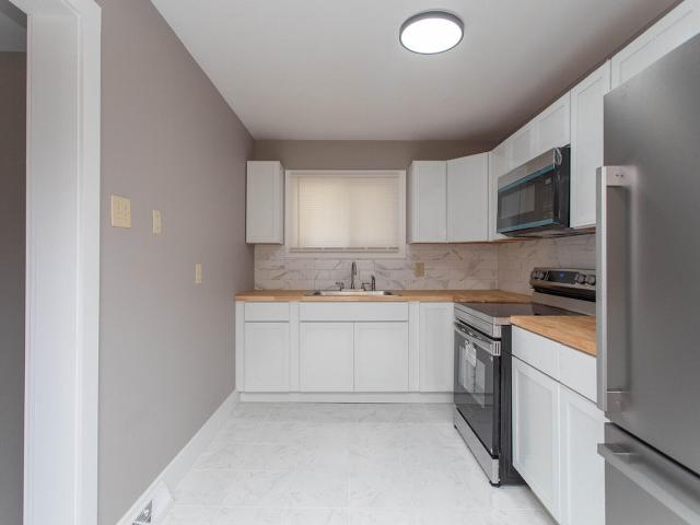 38 MacKay Avenue