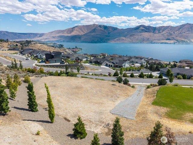38 Madrona Ln Lot 1, Chelan, WA 98816
