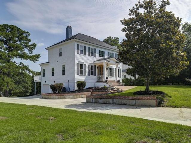 38 Mallet Hill Ct, Columbia, SC 29223