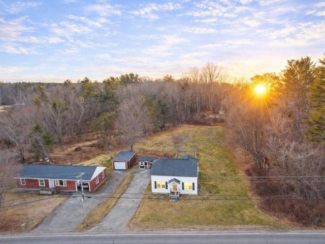 38 Meadow Rd, Topsham, ME 04086