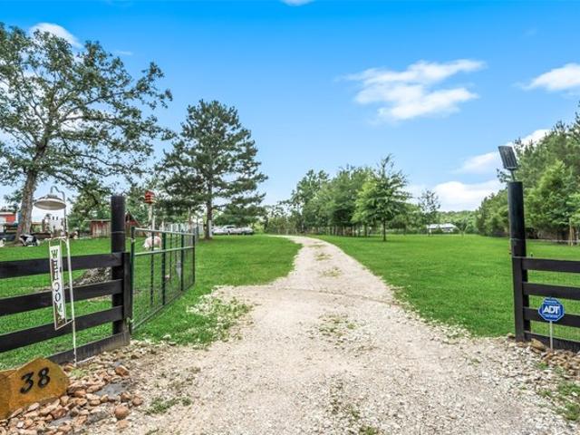 38 Merino Dr, Huntsville, TX 77340