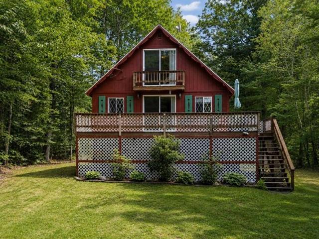 38 Mountain View Dr, Moultonborough, NH 03254
